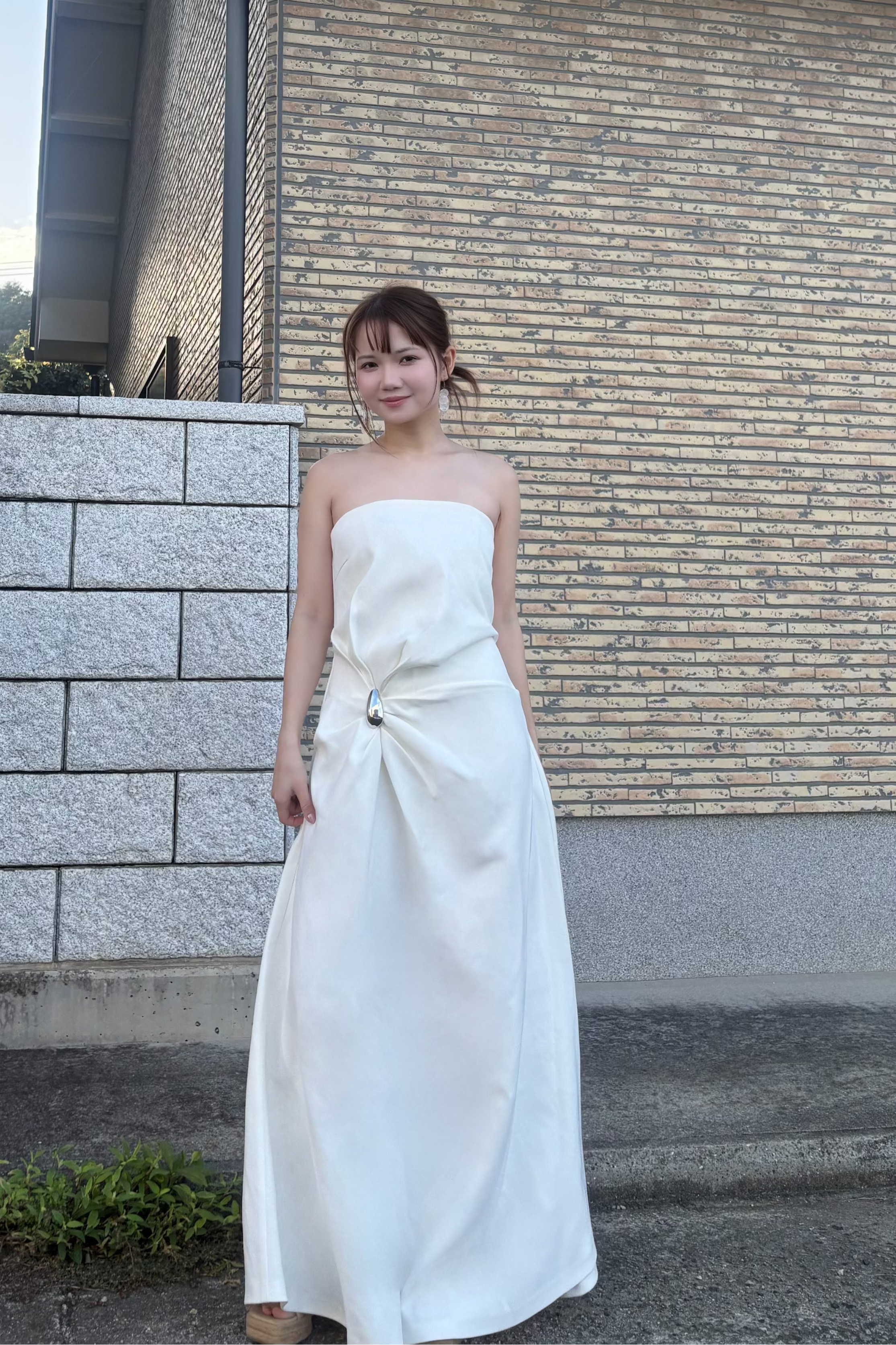 Amane Dress：White – EMROSE